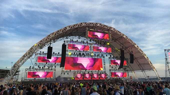 10 Tips to Start an Outdoor Music Festival