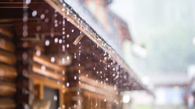 6 Eco-Friendly Ways to Dehumidify Your Home in the Rainy Season